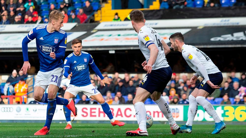 Ipswich Town TOWN 0 OXFORD 1