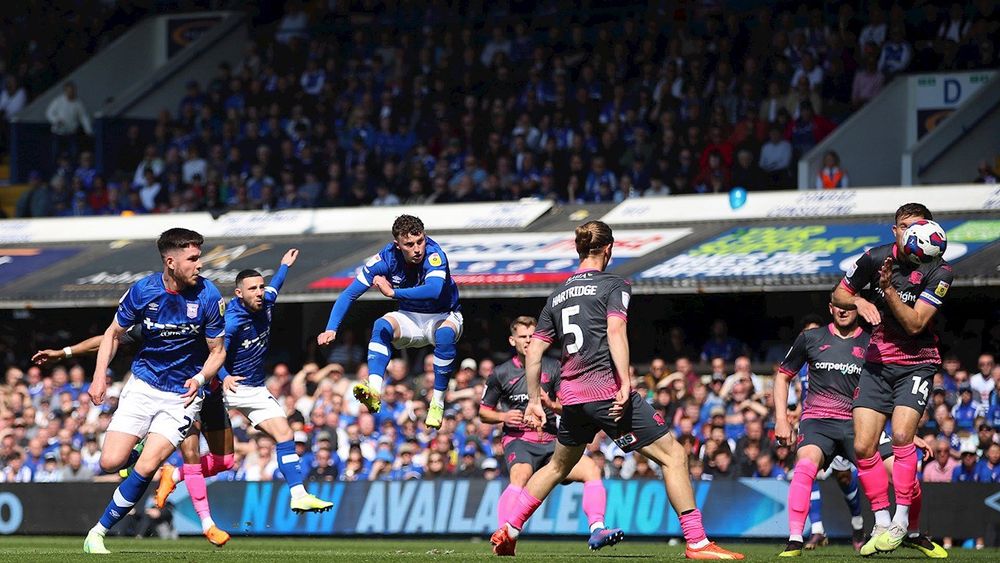Ipswich Town FC | TRIO NAMED IN TEAM OF THE WEEK