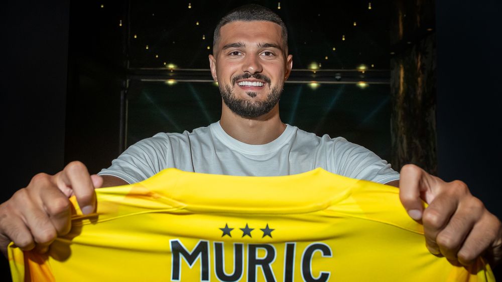 Ipswich Town FC | TOWN SIGN KEEPER MURIC