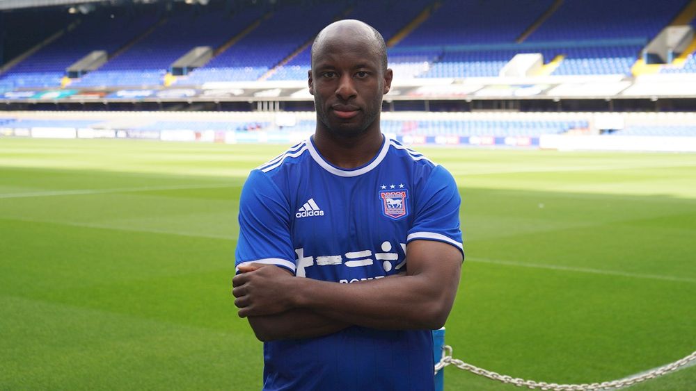 Ipswich Town SONE ON TOWN MOVE