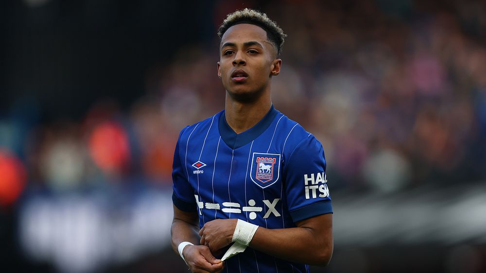 Ipswich Town FC | OMARI JOINS FOREST
